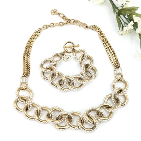 Ann Taylor | Jewelry | Ann Taylor Pearl Collar Chunky Necklace And ...